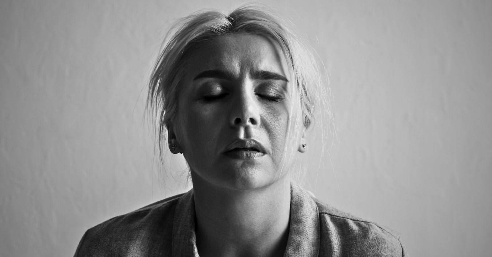 8 glaring signs you are mentally and emotionally drained (do NOT ignore ...