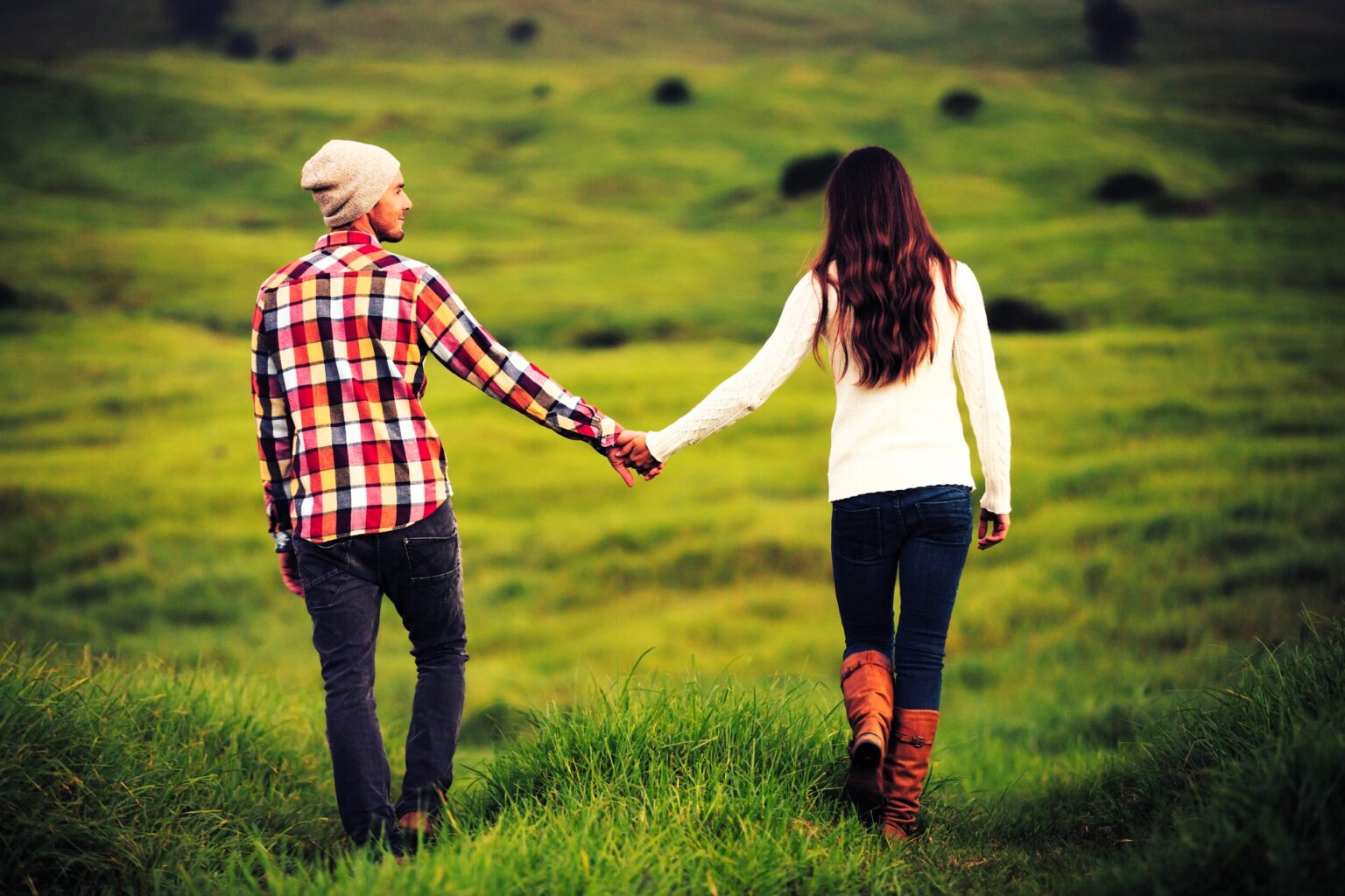 8 Ways To Cultivate Companionship In A Relationship