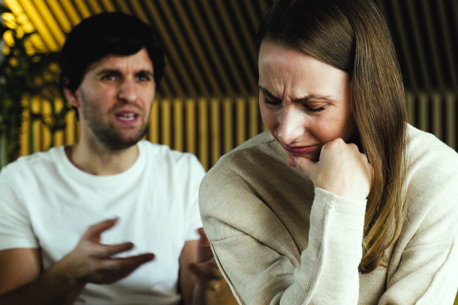 How To Deal With Hurtful Words In A Relationship (From Both Perspectives)