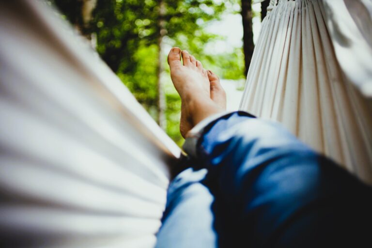 13 No Nonsense Ways To Relax When You Can't Seem To