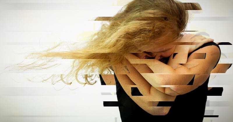 21 Signs Your Family Doesn't Care About You (+ How To Cope)