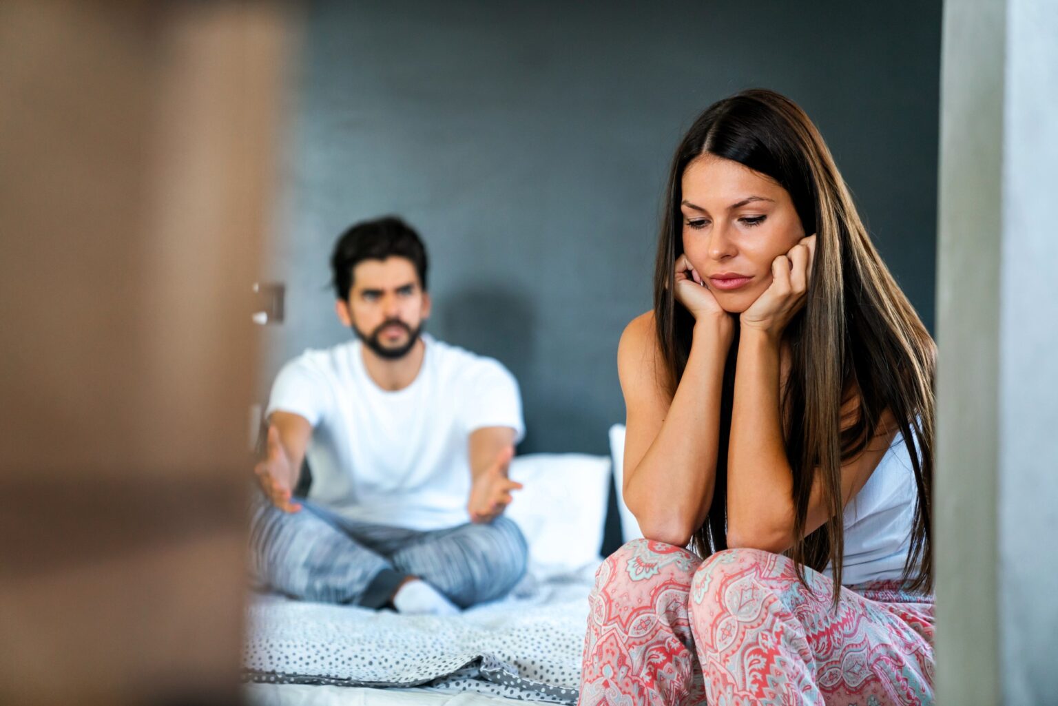 Why Ultimatums Rarely Work In Relationships (+ 6 Times They Might)