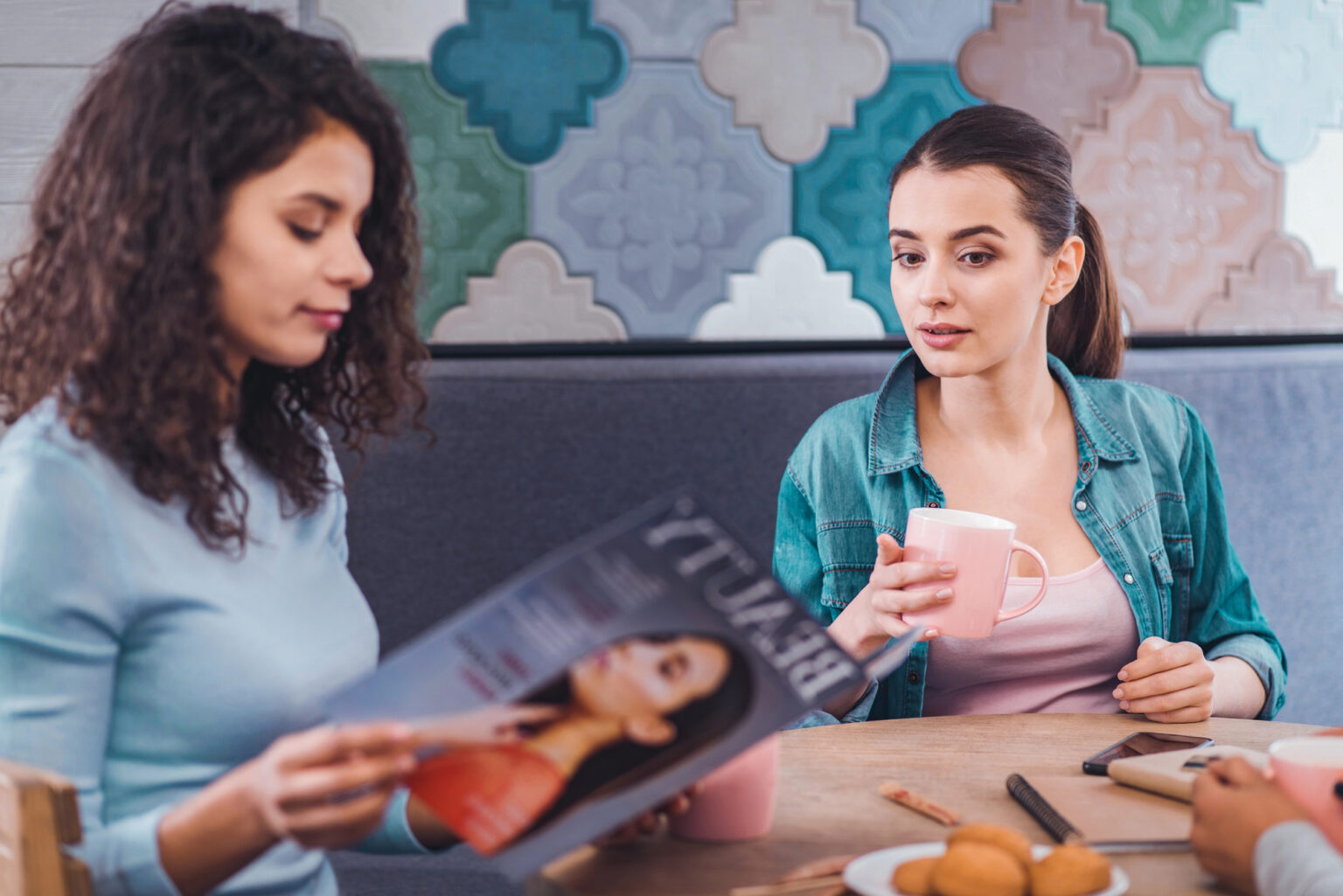 If you’re tired of being a loner, make these 10 changes to your social game