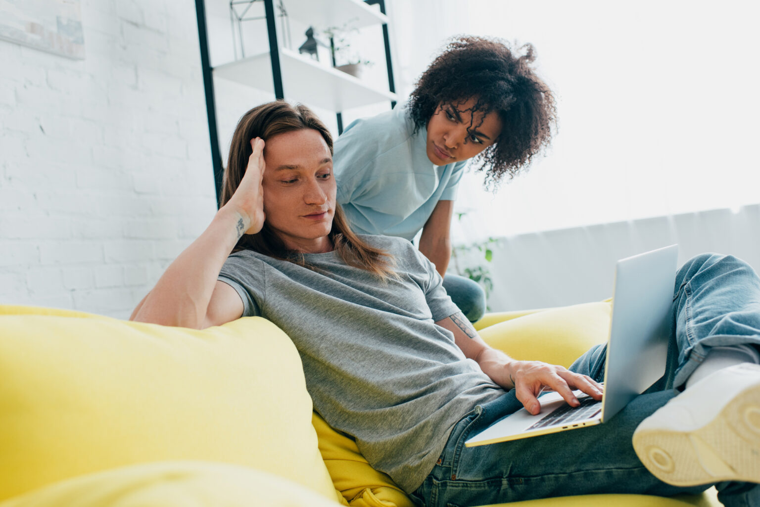 16 Signs He's Losing Interest In You And Your Relationship (Ranked)
