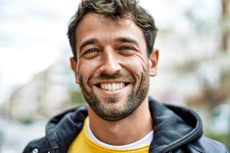 12 Habits Of People Who Stay Strong And Keep Fighting When Life Gets Tough