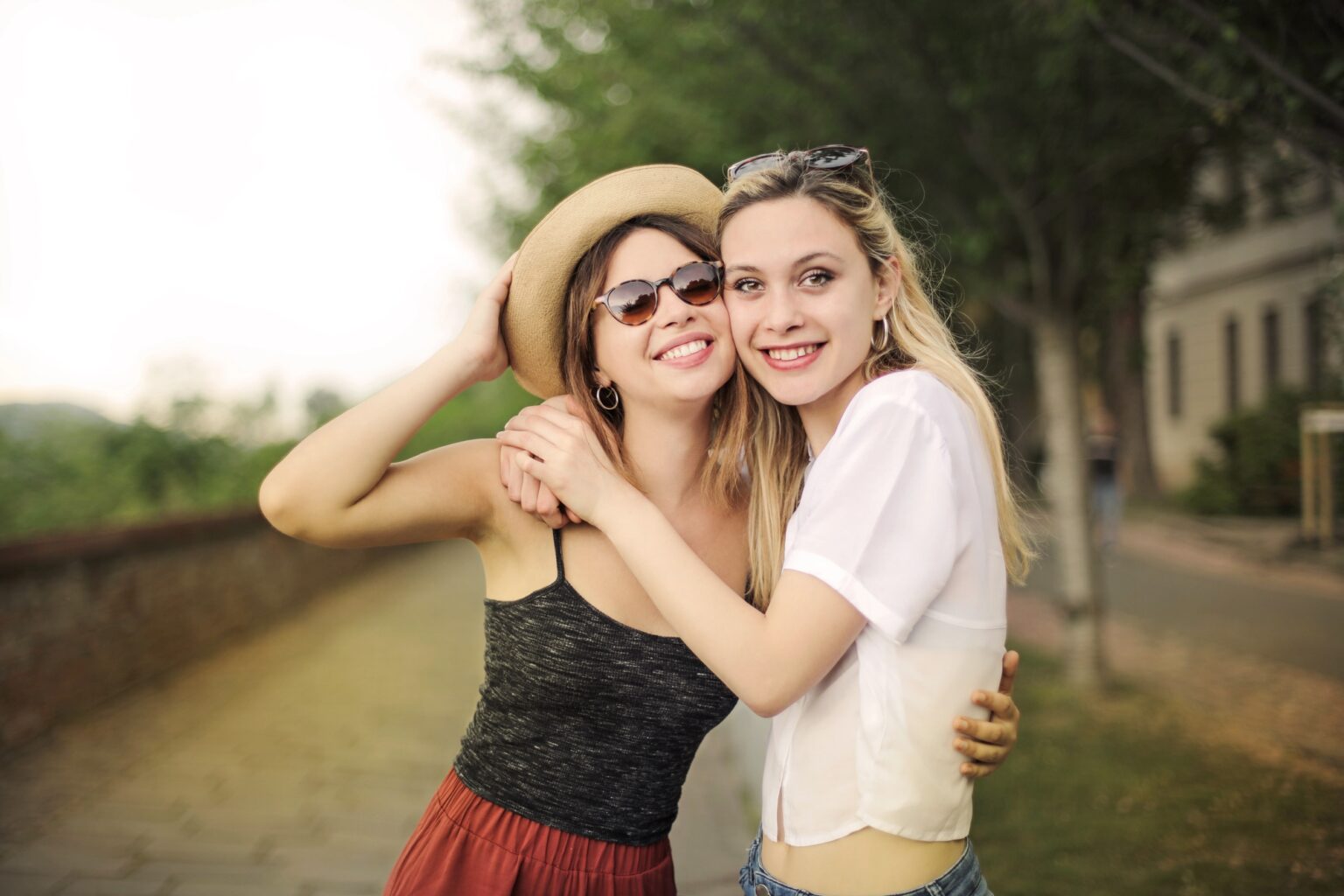 10 Surprising Benefits Of Being Alone (That Most People Overlook)
