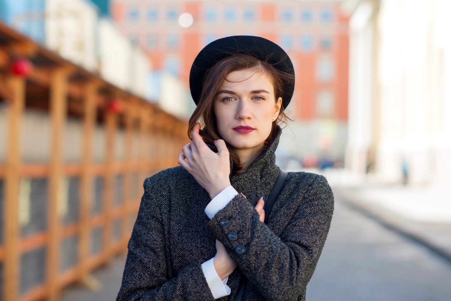 12 Things You Don't Realize You're Doing That Make You A Classy Person