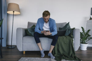 People who over-analyze how others view them display these 15 behaviors