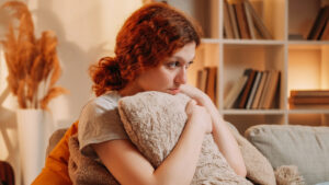 People who over-analyze how others view them display these 15 behaviors