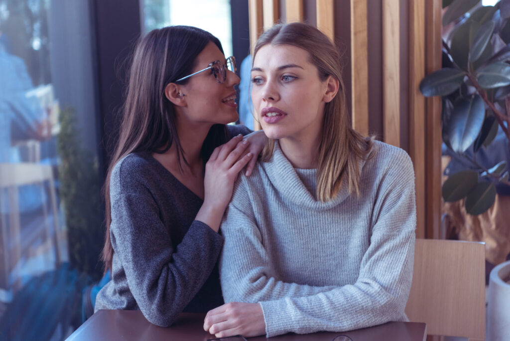 13 Phrases That Make You Sound Manipulative (Even If You’re Not)