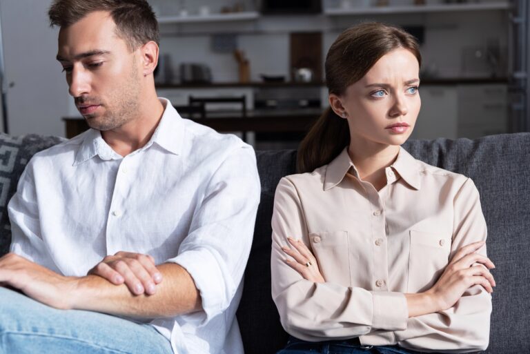 13 Gut-Wrenching Signs You're Losing Your Partner Slowly But Surely
