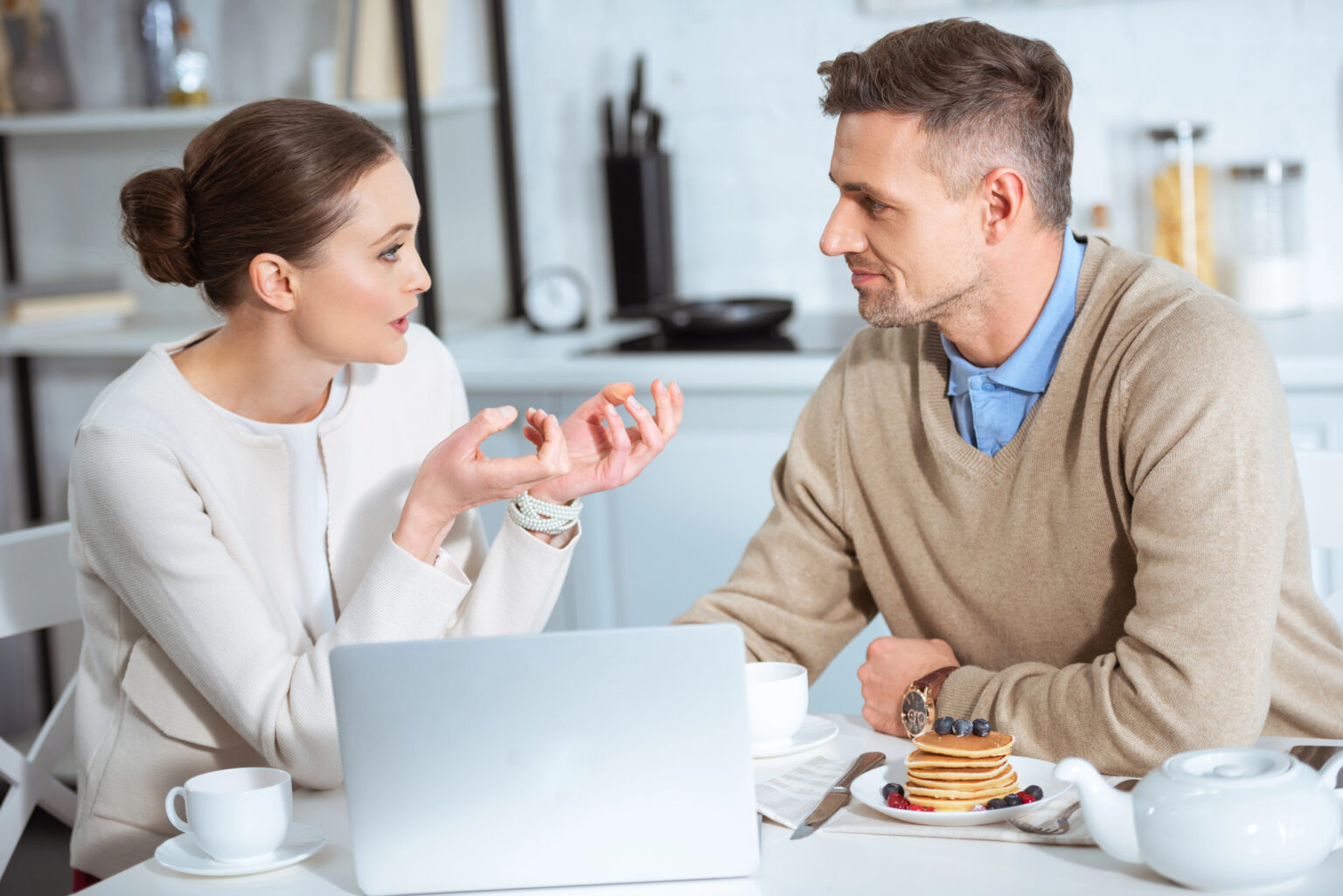 11 Classy Ways To Respond When Someone Offers You Unsolicited Advice