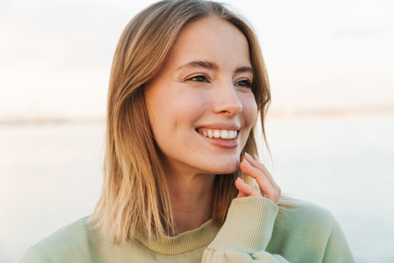 If a person has a beautiful soul, they’ll display these 14 unique behaviors