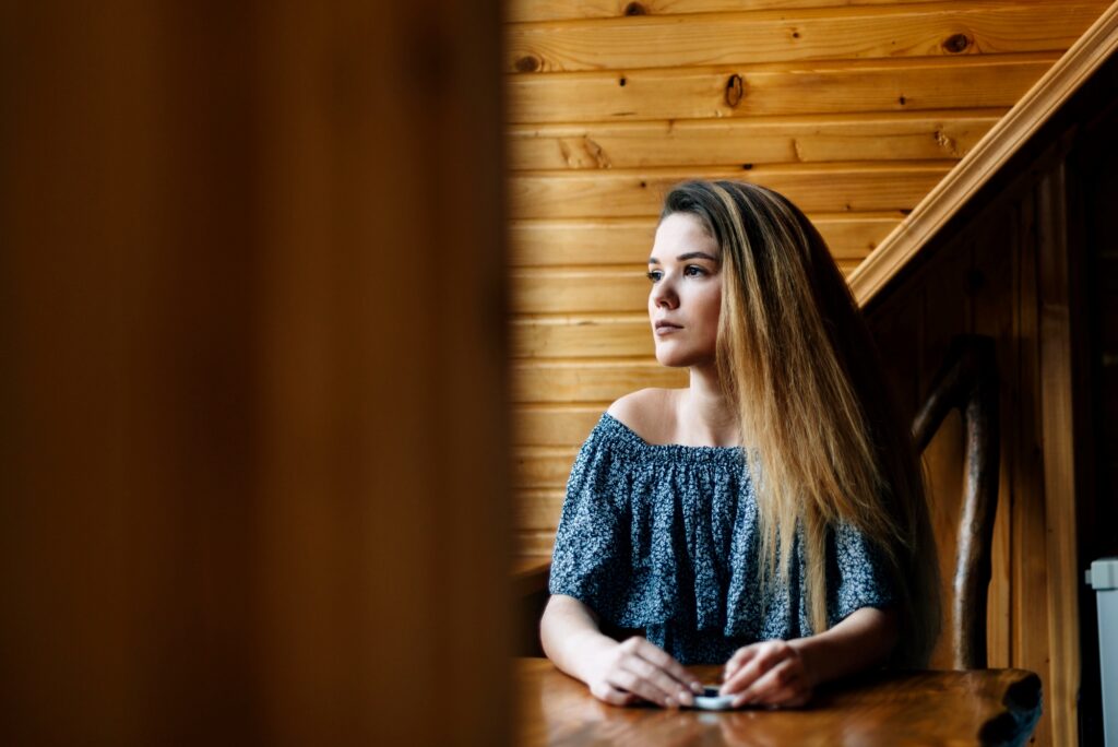 If someone engages in these 12 behaviors, they're probably quite lonely ...
