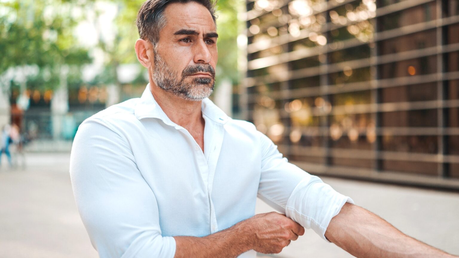 12 Habits Of People Who Stay Strong And Keep Fighting When Life Gets Tough