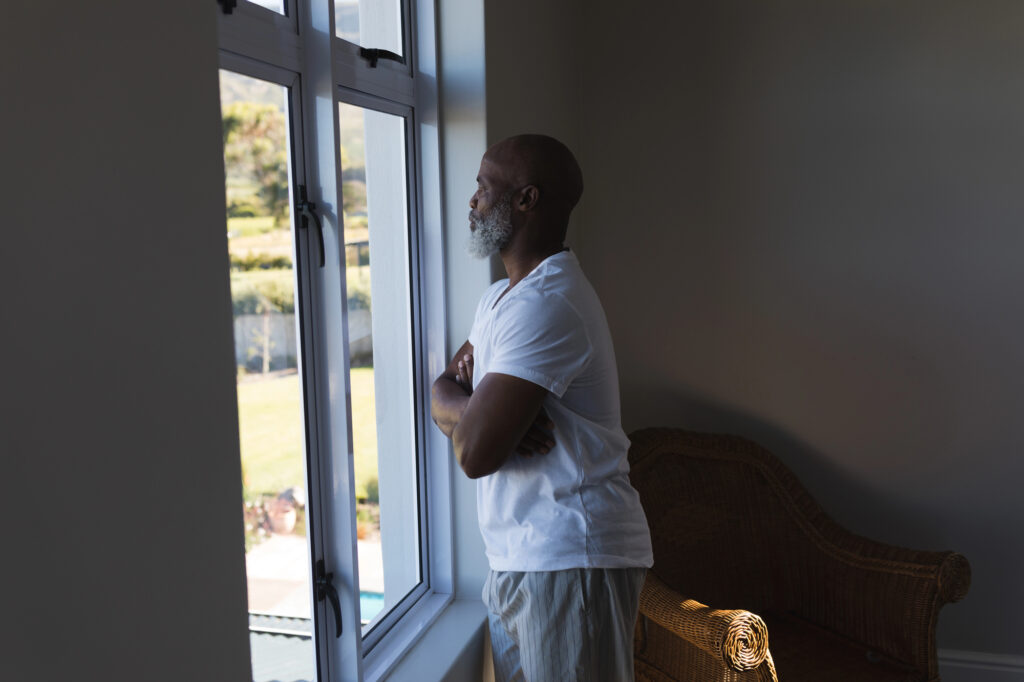 People who can't let go of the past often display these 10 behaviors