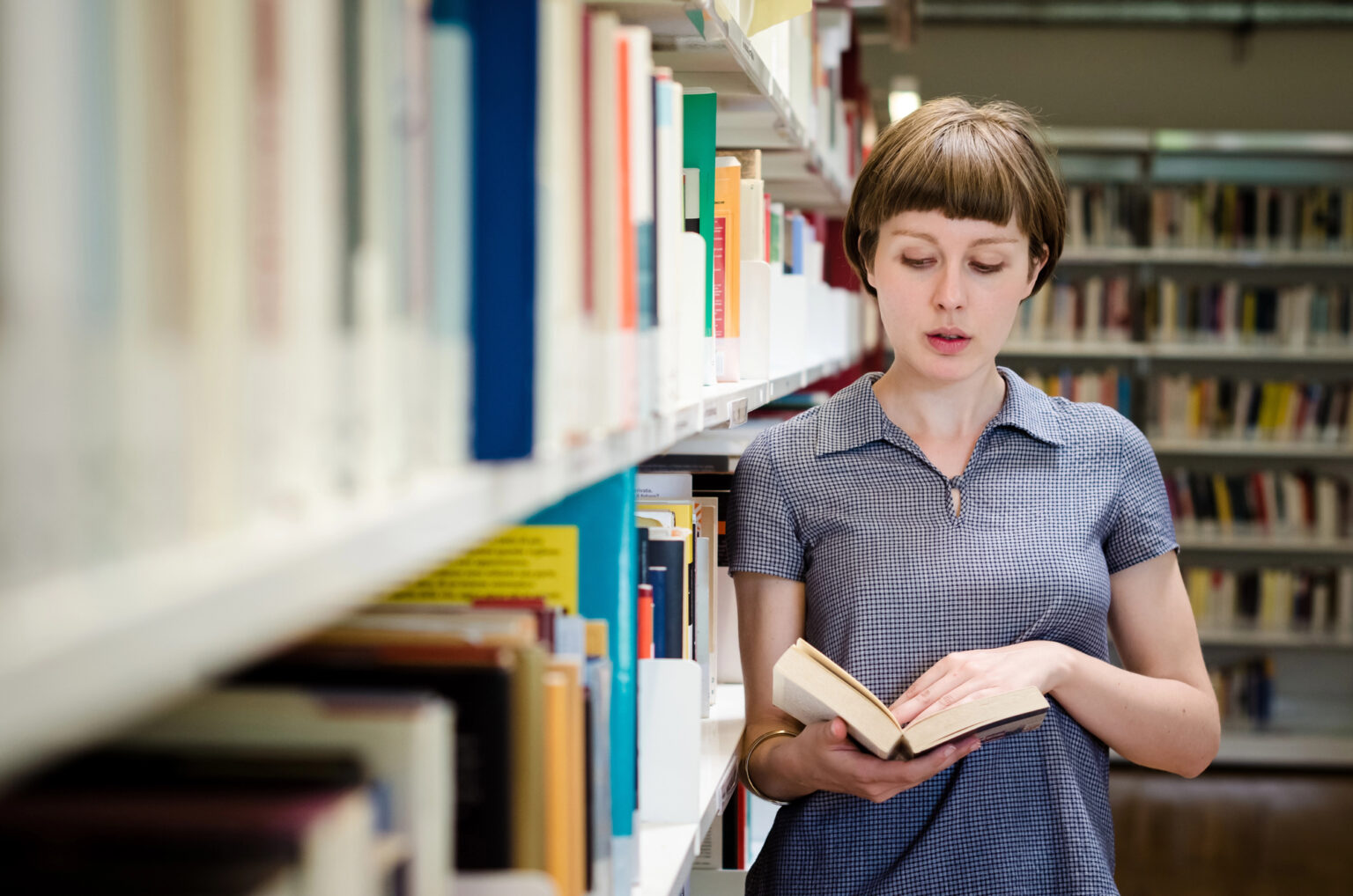People who were bookworms as children develop these 12 traits as adults