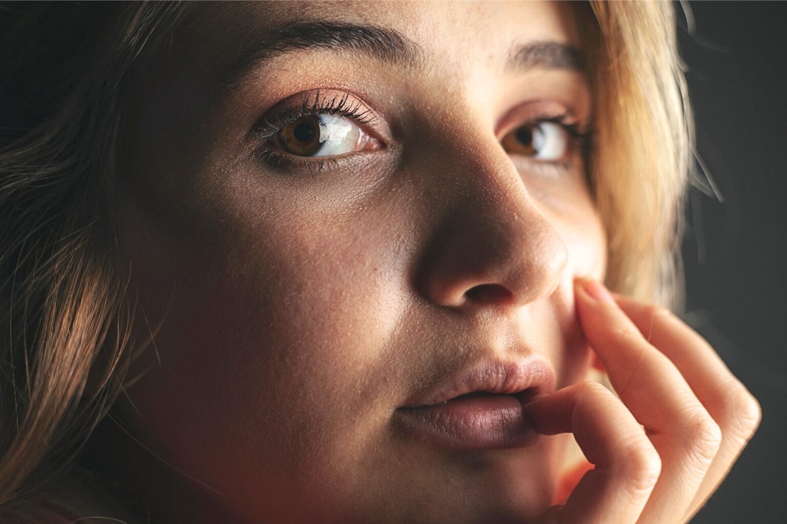 9 Things You Don’t Realize You’re Doing Because You’re Starved For ...