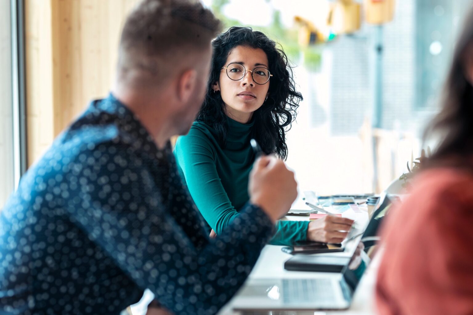 9 Psychological Tricks People Use To Win Arguments (And How To Spot Them)