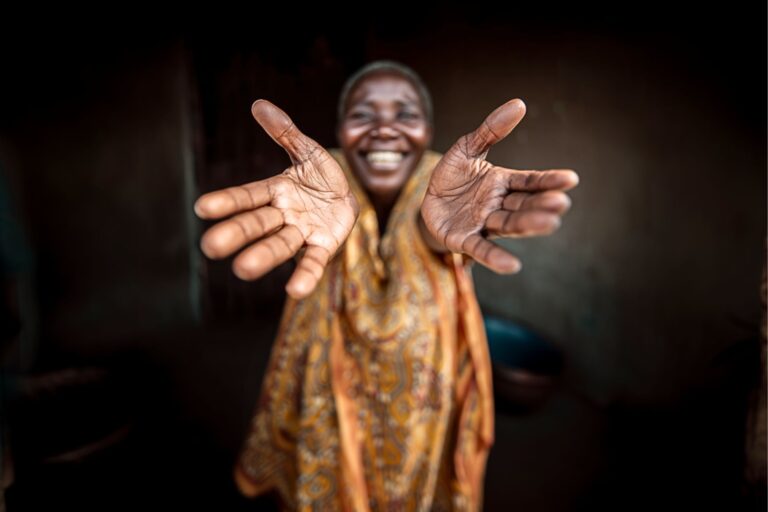 Psychology says people who grow into extremely generous individuals ...